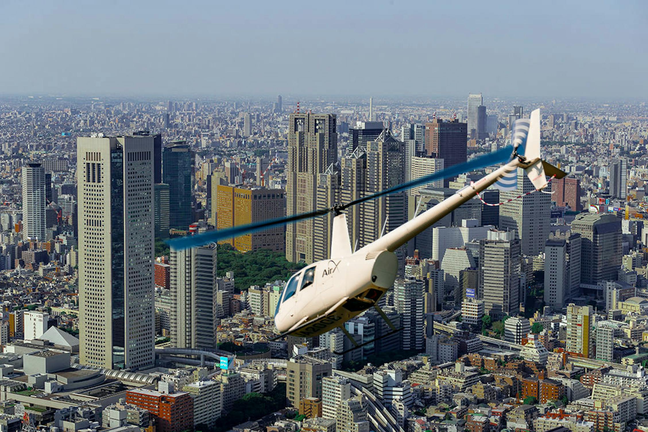 迫力の東京スカイツリー＆橋めぐり | AIROS Skyview